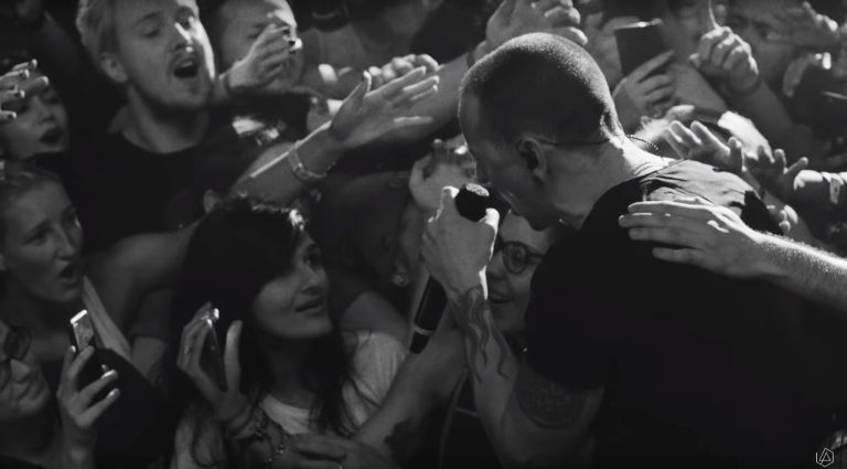 Une vidéo pour ‘Crawling’ (One More Light Live) – Linkin Park France